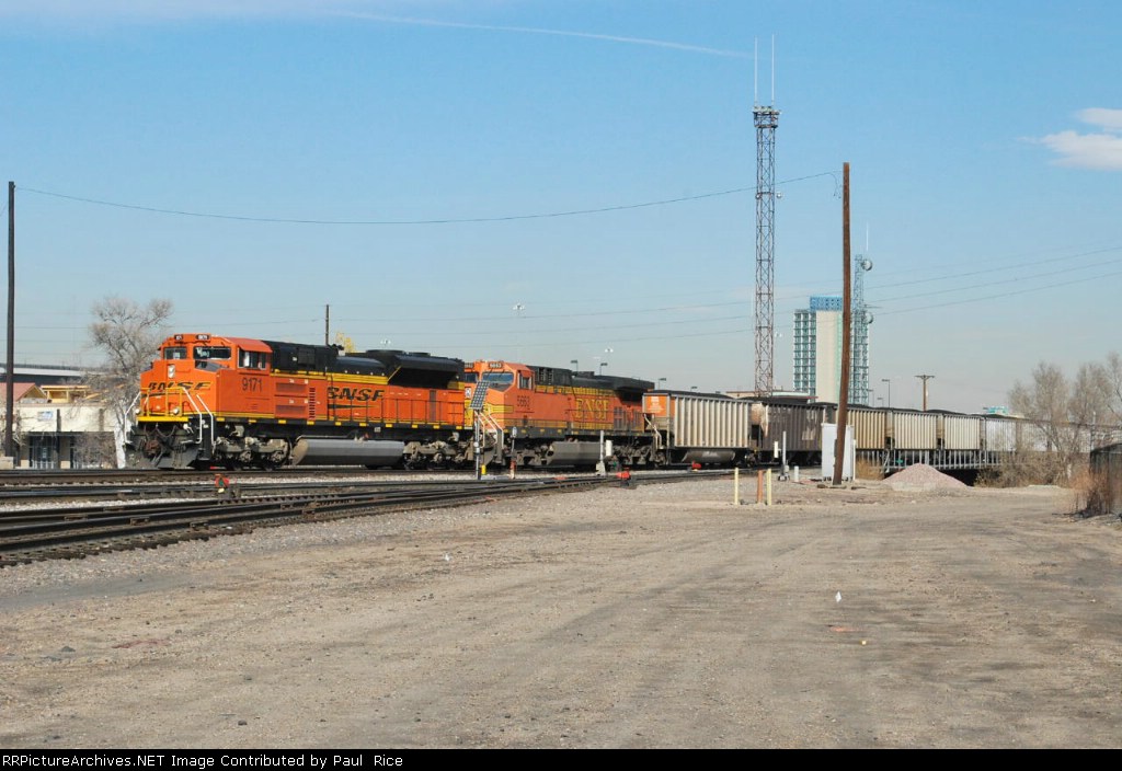 BNSF 9171 Point On South Bound Coal Train